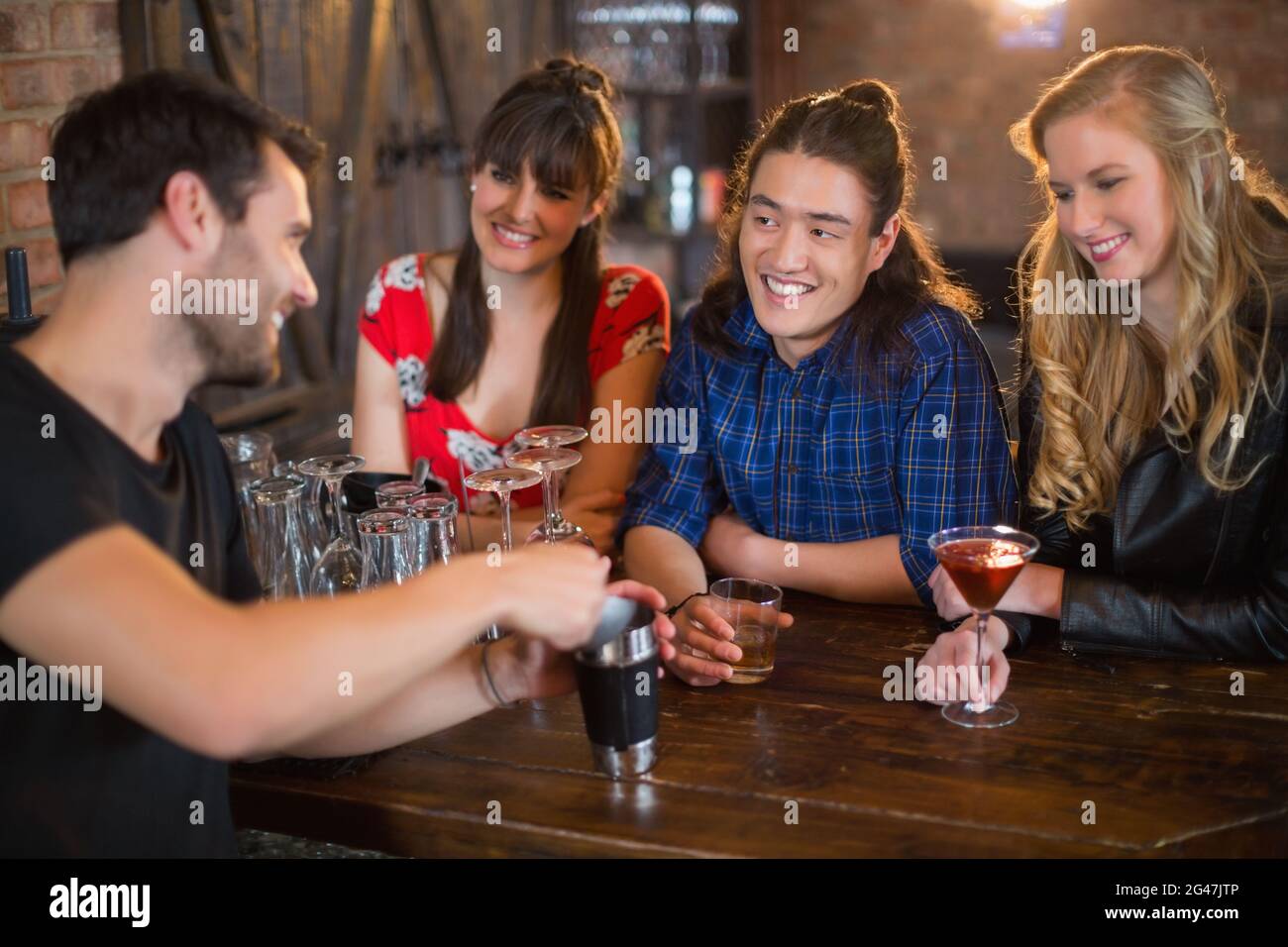 Japanese man in bar looking hi-res stock photography and images - Alamy