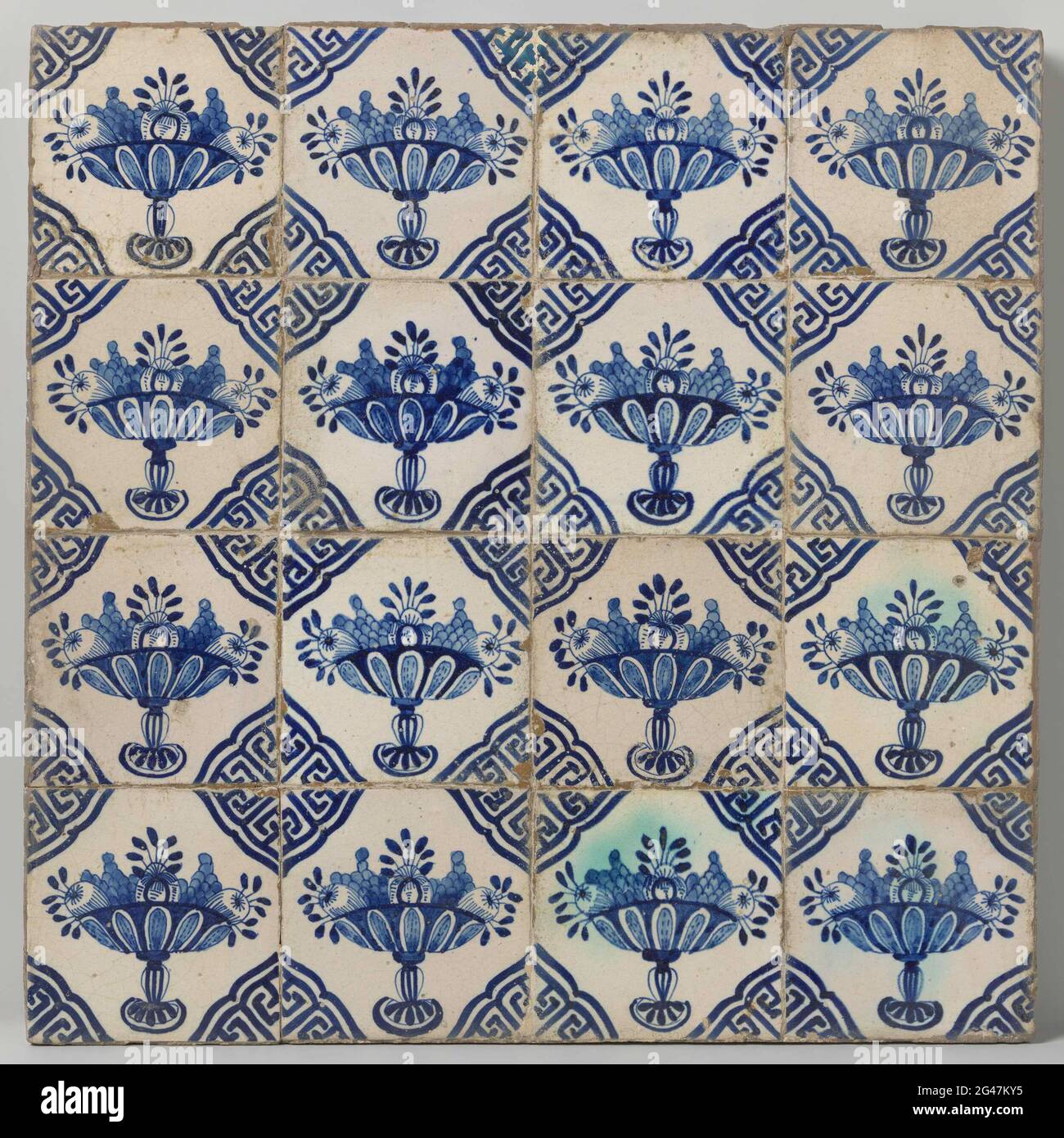 Meander corners hi-res stock photography and images - Alamy