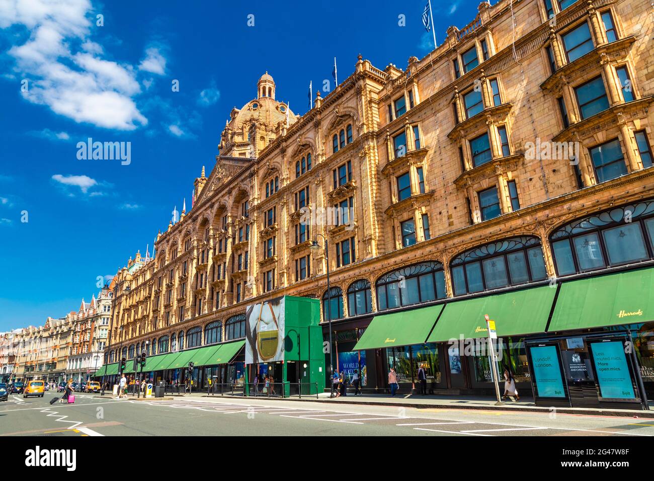 Exterior of Harrods luxury department store in Knightsbridge, London ...