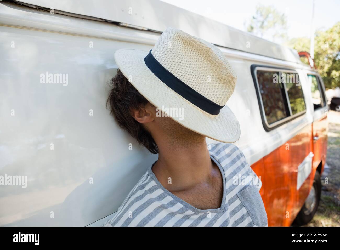 Man leaning on camper van hi-res stock photography and images - Alamy