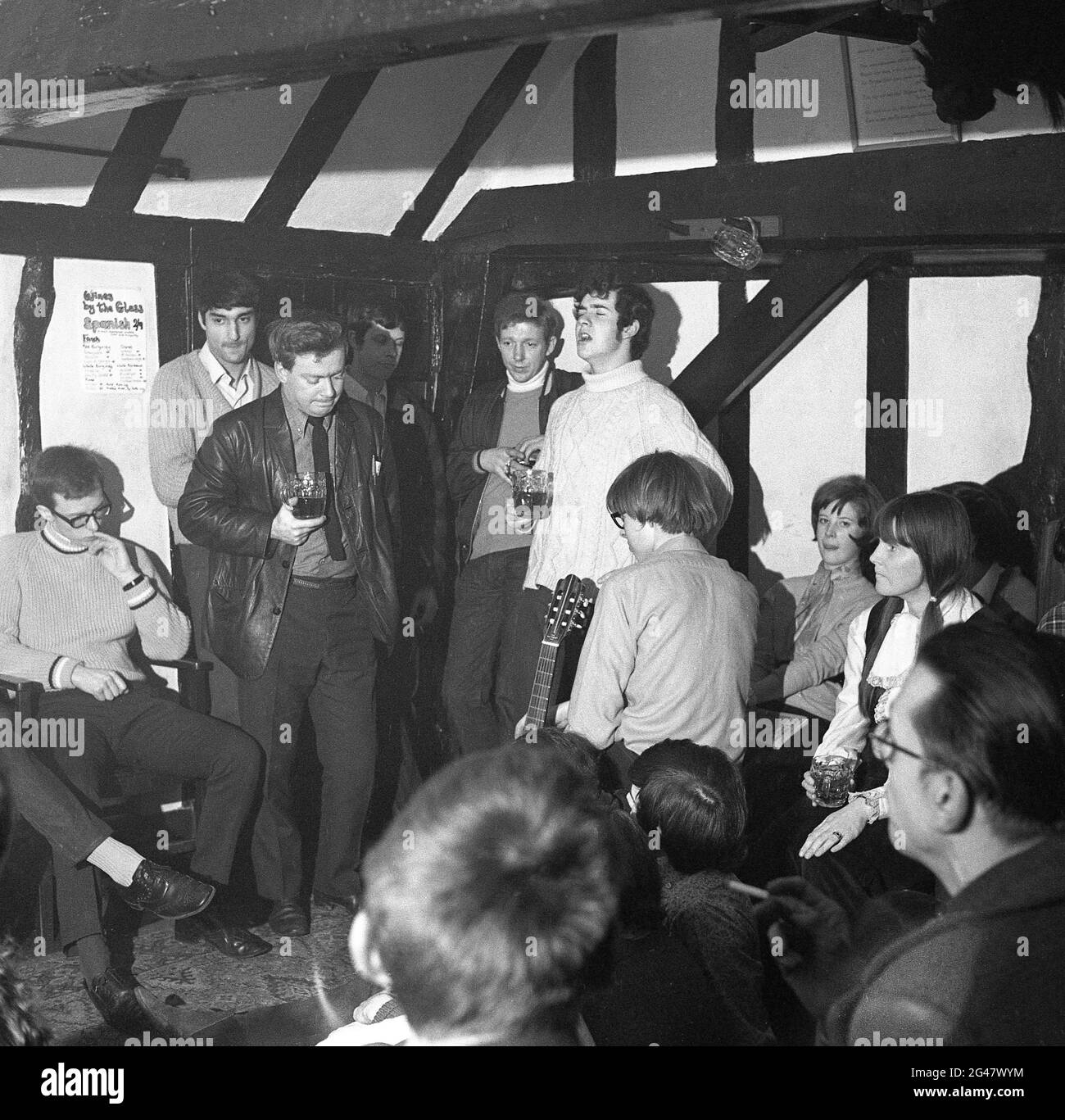 1970s men listening hi-res stock photography and images - Alamy