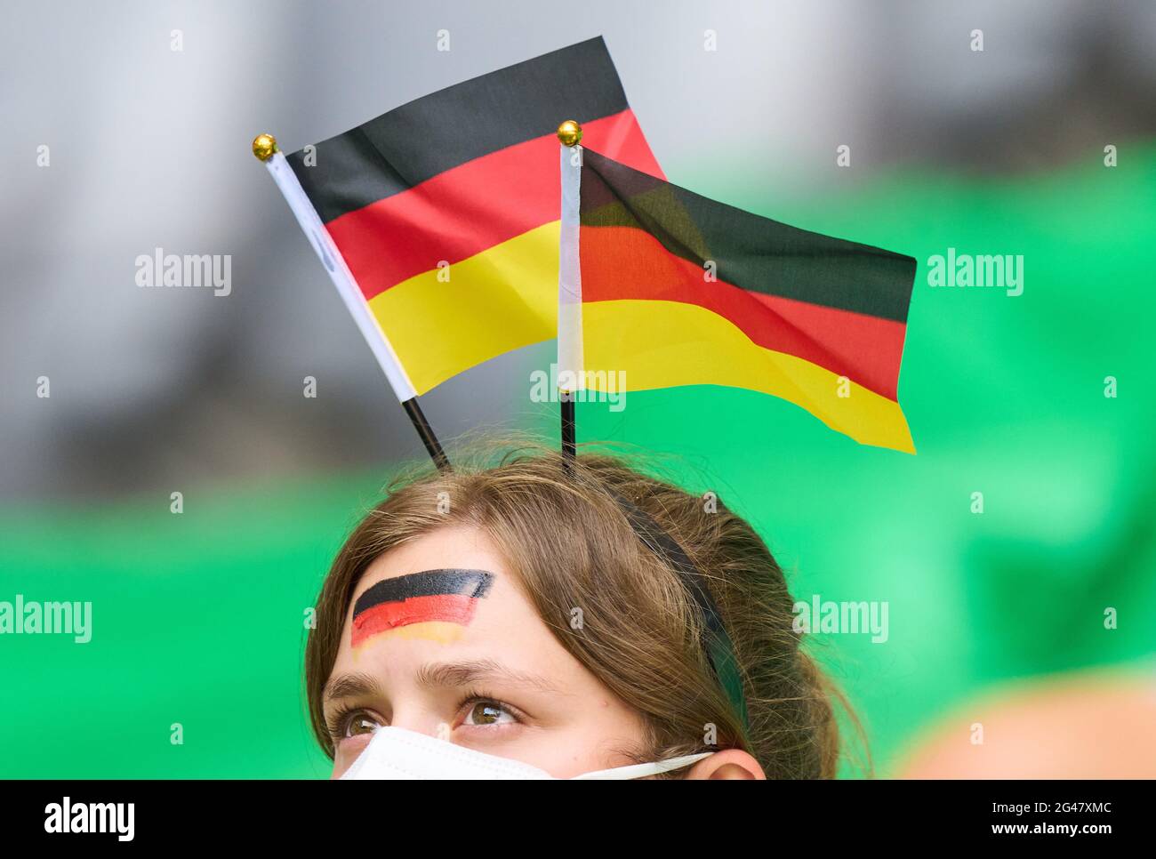 Female football fans 2020 euro hi-res stock photography and images - Alamy