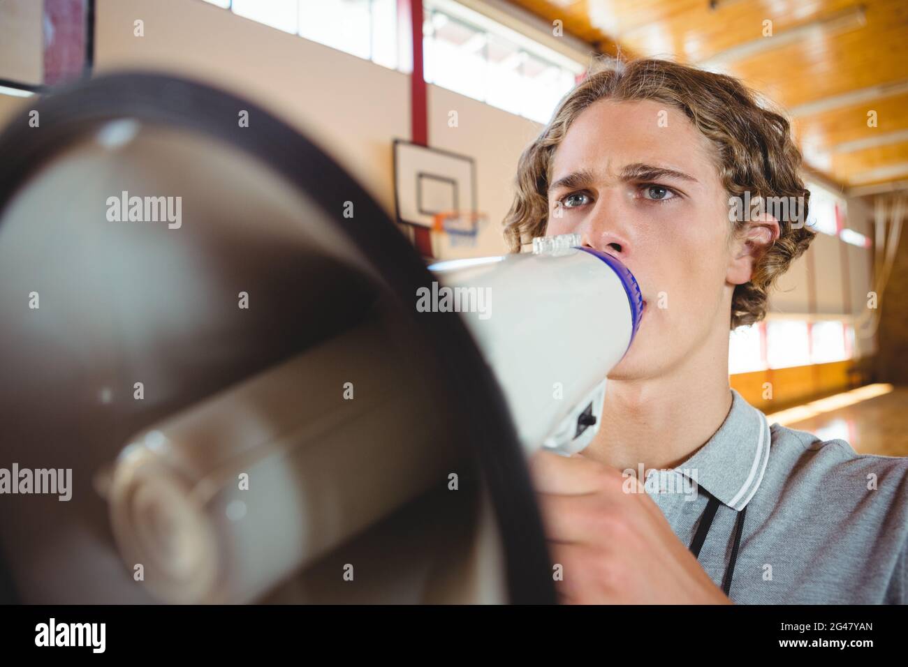 Male basketball player using hi-res stock photography and images - Alamy