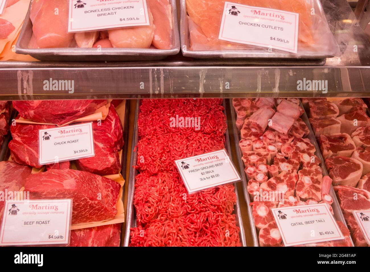 Philadelphia iconic food market hi-res stock photography and images - Alamy