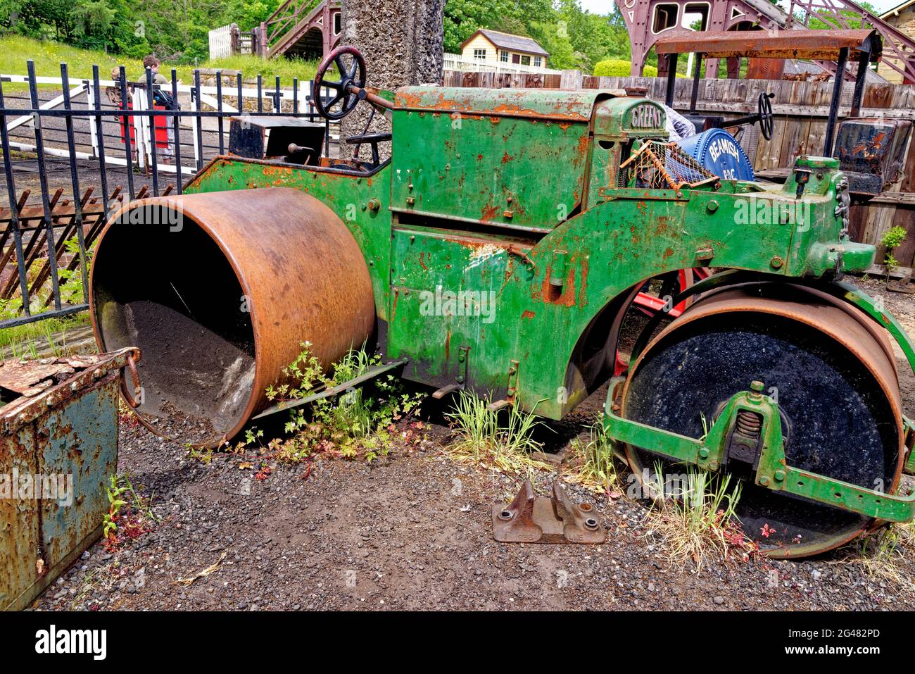 Old vintage english earth mover - Beamish Village, Durham County ...