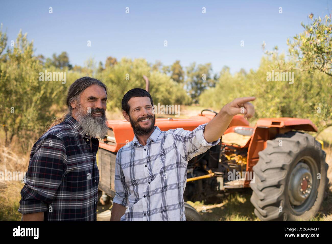 Farmer pointing standing in hi-res stock photography and images - Alamy
