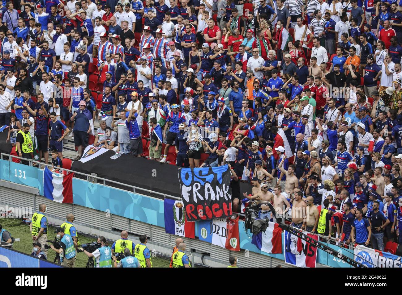 Hungarian Football Fans High Resolution Stock Photography and Images ...