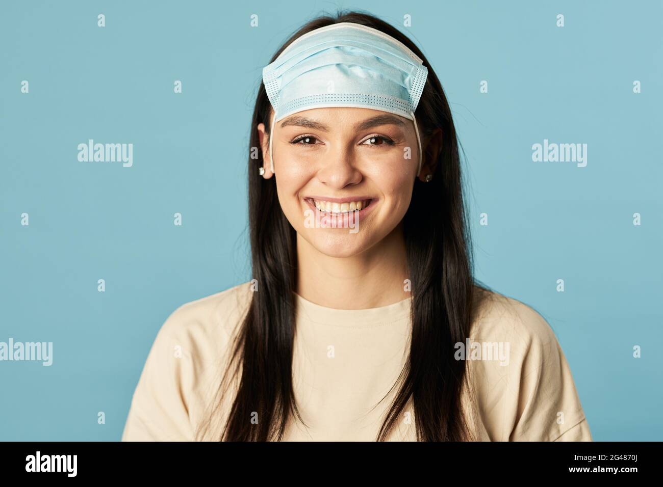 Forehead mask hi-res stock photography and images - Alamy