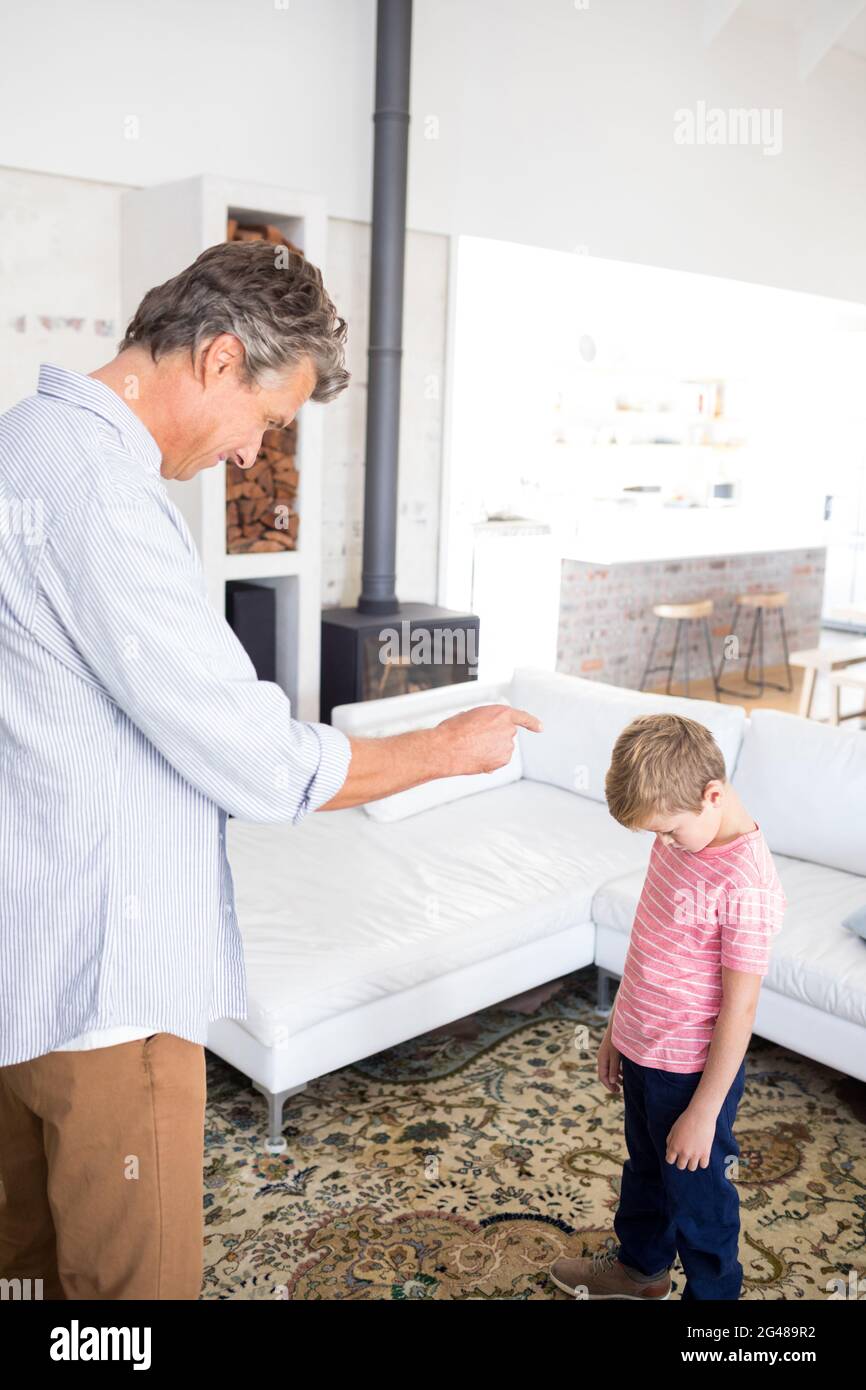 Father scolding son hi-res stock photography and images - Alamy