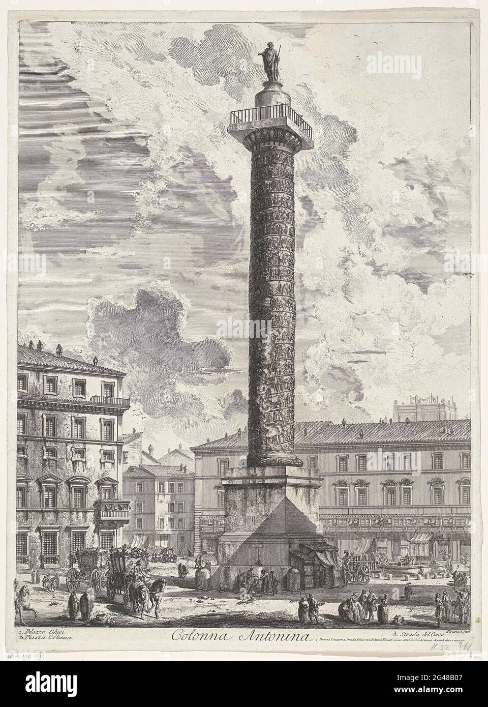 Colonna antonina on piazza colonna hi-res stock photography and images ...