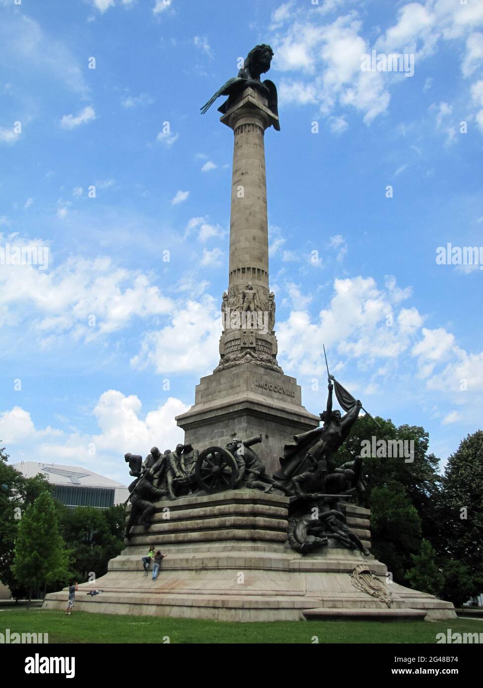 Monument to the heroes of the Iberian War Porto Stock Photo - Alamy
