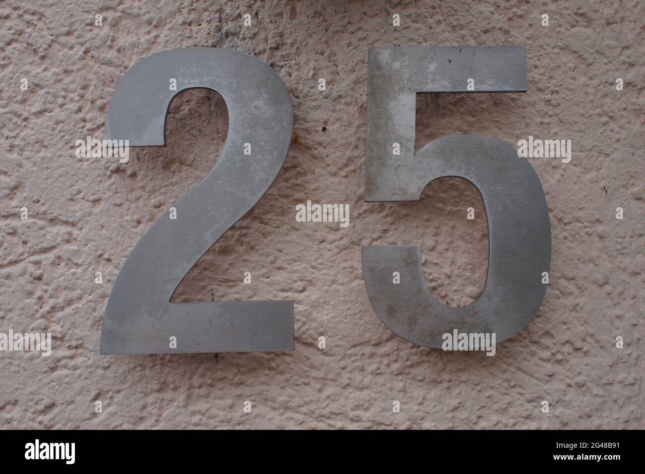 House number 25 hi-res stock photography and images - Alamy
