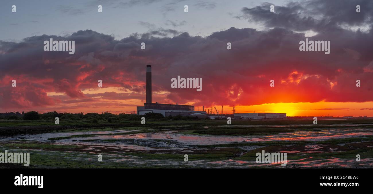 Calshot Power Station, New Forest Stock Photo - Alamy