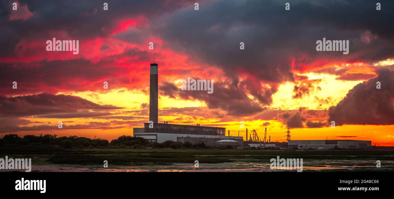 Calshot Power Station, New Forest Stock Photo - Alamy
