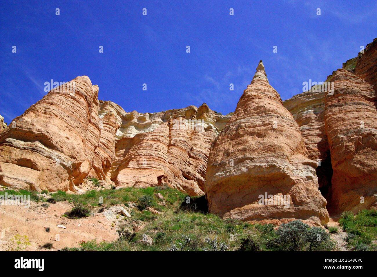 Cone shaped rock formations hi-res stock photography and images - Alamy