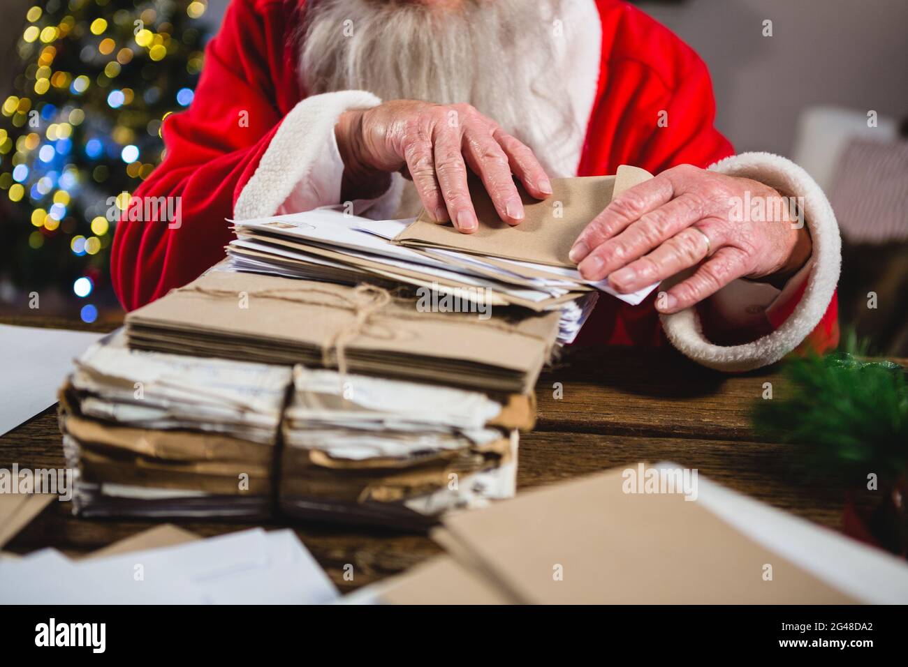 Removing letter hi-res stock photography and images - Alamy