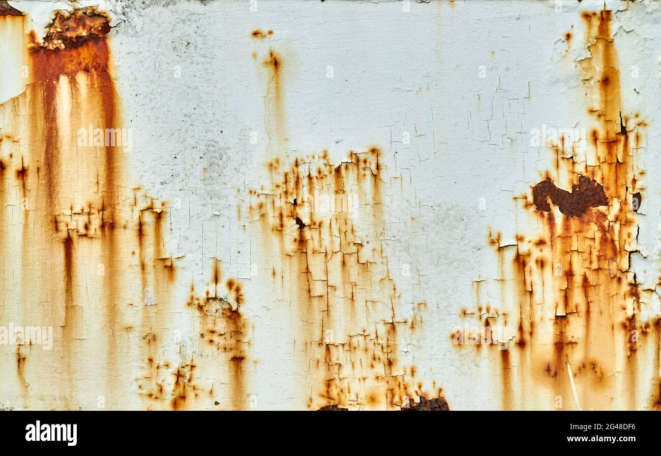 Peeling pain exterior hi-res stock photography and images - Alamy