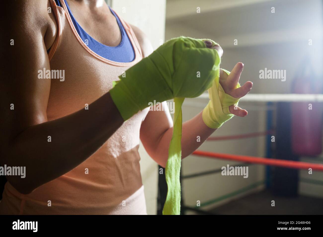 Wrapping section hi-res stock photography and images - Alamy