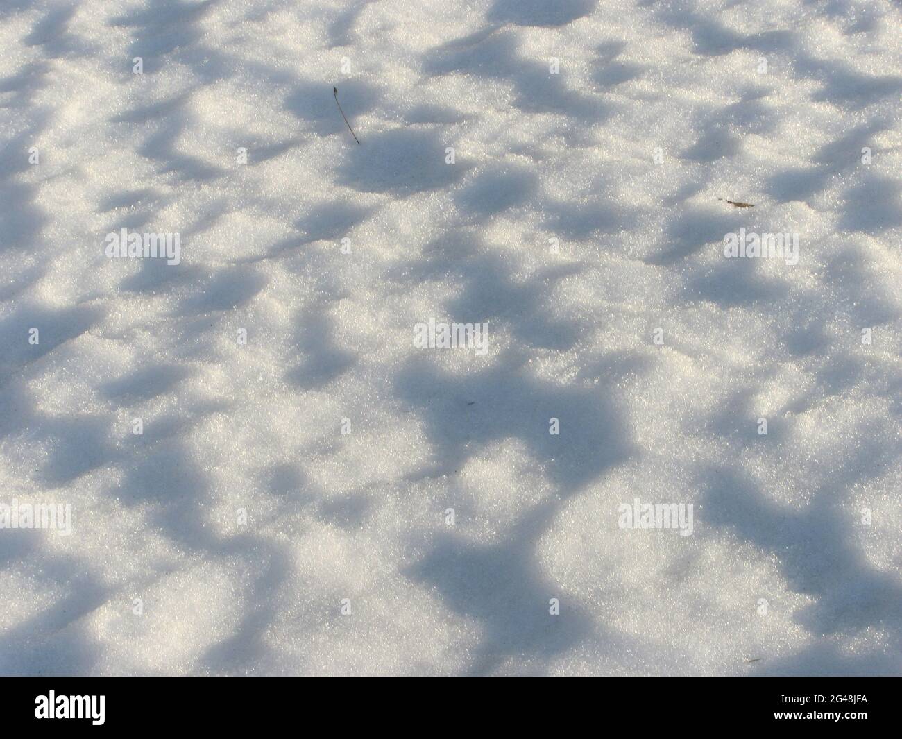 pure white snow: abstract background Stock Photo - Alamy