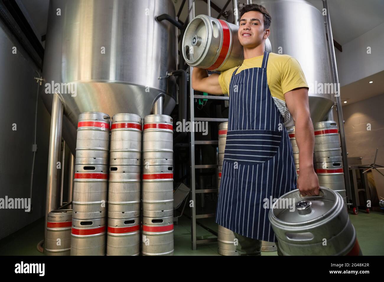 Storage kegs hi-res stock photography and images - Alamy