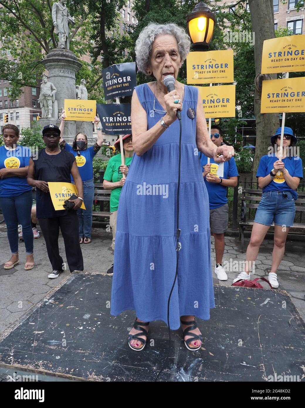 West 73rd street hi-res stock photography and images - Alamy