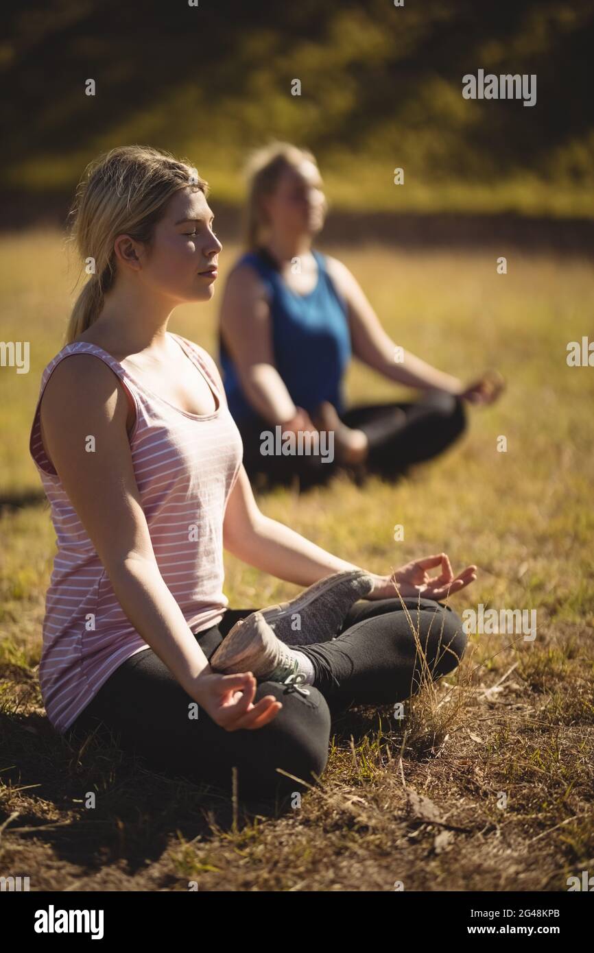 Boot asana hi-res stock photography and images - Alamy