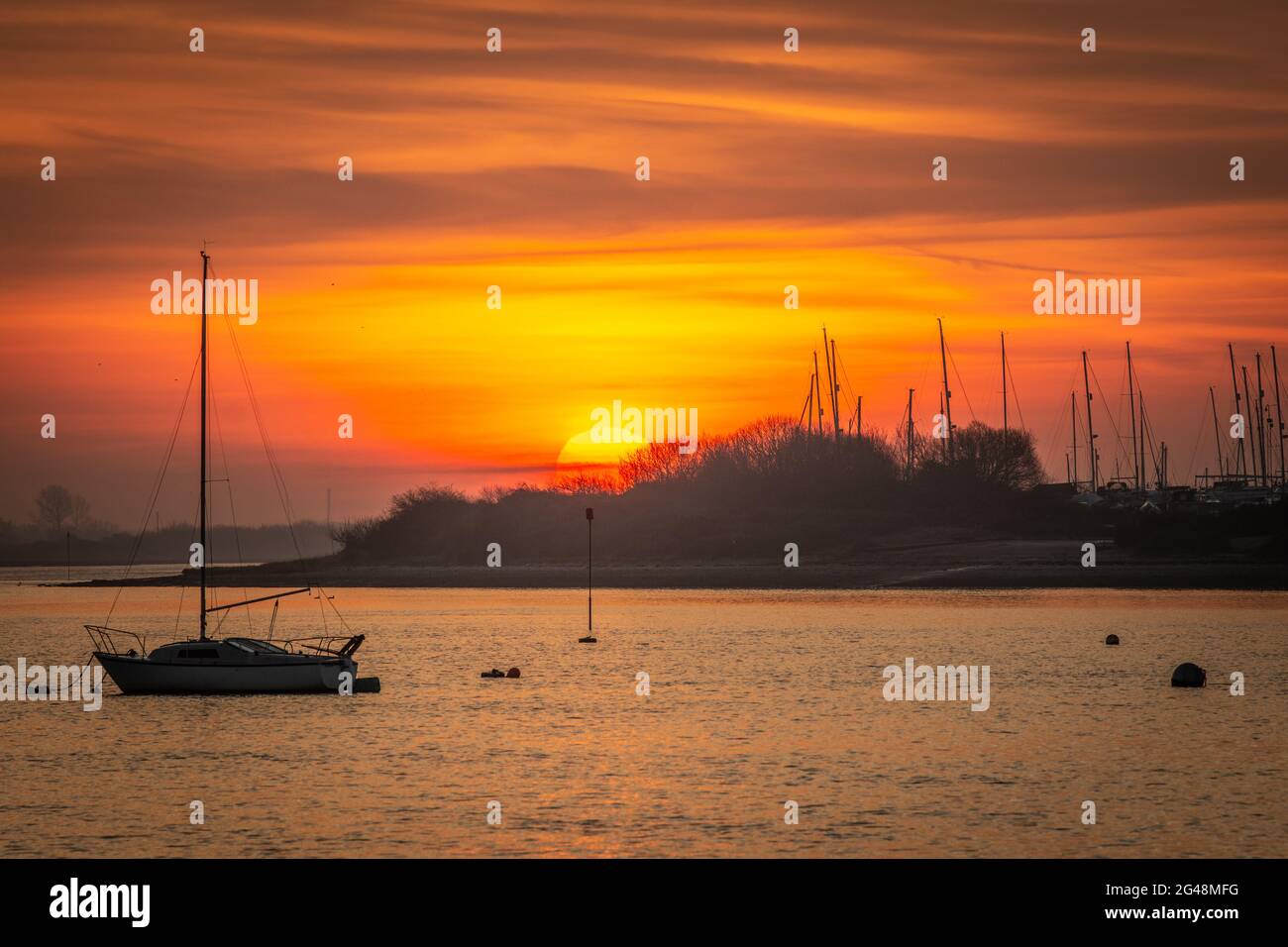 Portsmouth langstone hi-res stock photography and images - Alamy