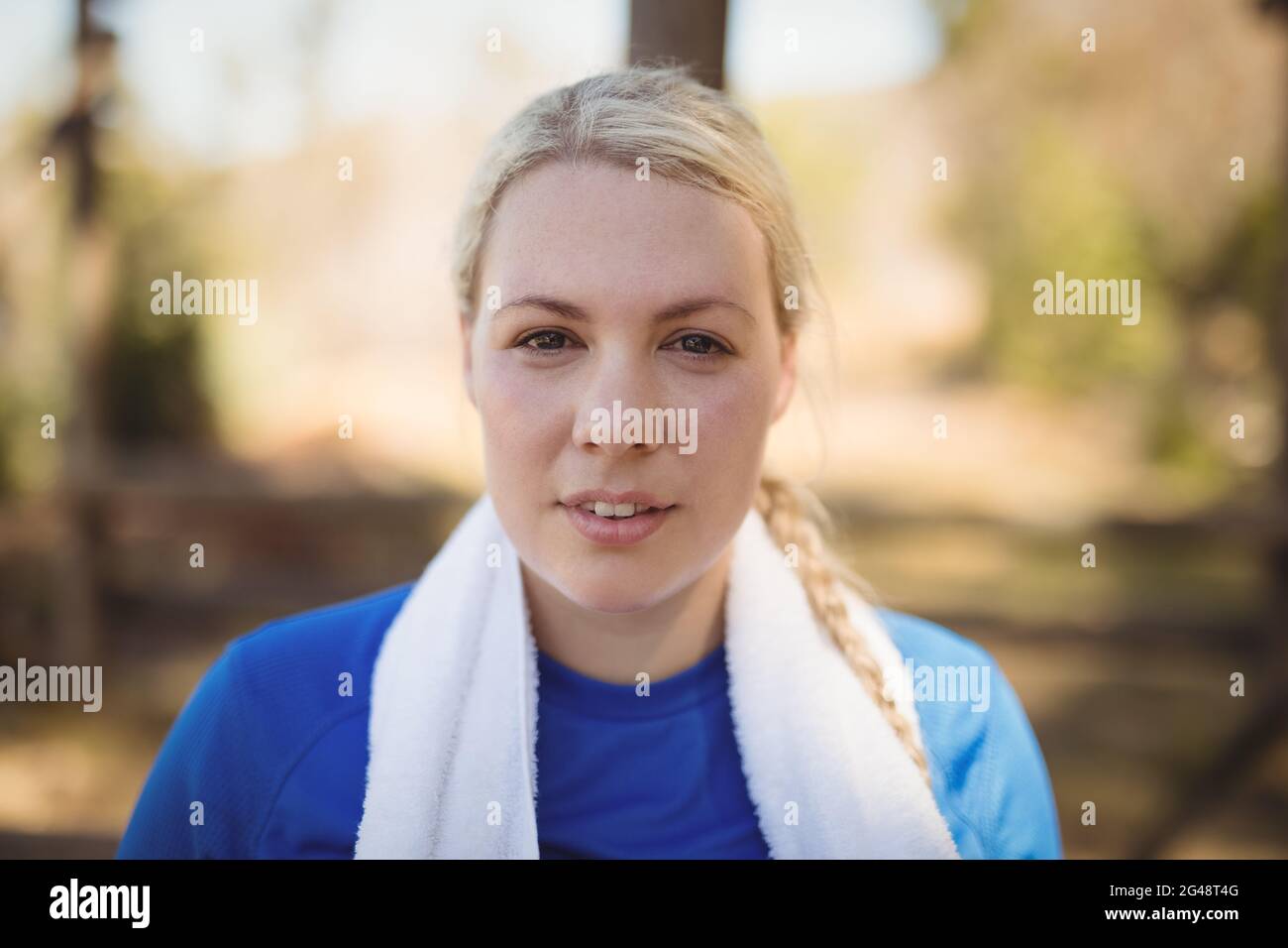 Portrait of confident woman Stock Photo - Alamy