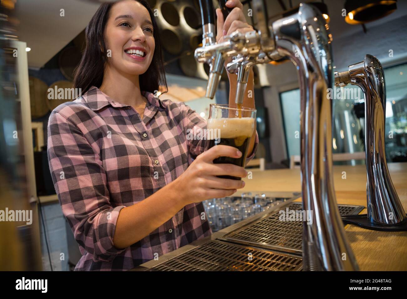 Beautiful barmaid hi-res stock photography and images - Alamy