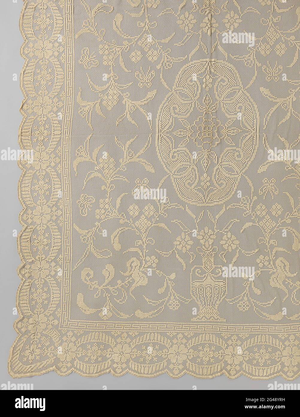 Tablecloth of linen with pattern of a vase with roses in fillet cross ...