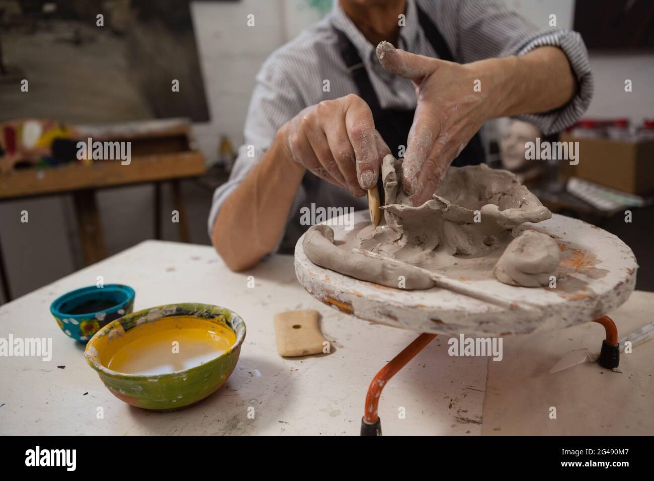 Molding section hi-res stock photography and images - Alamy