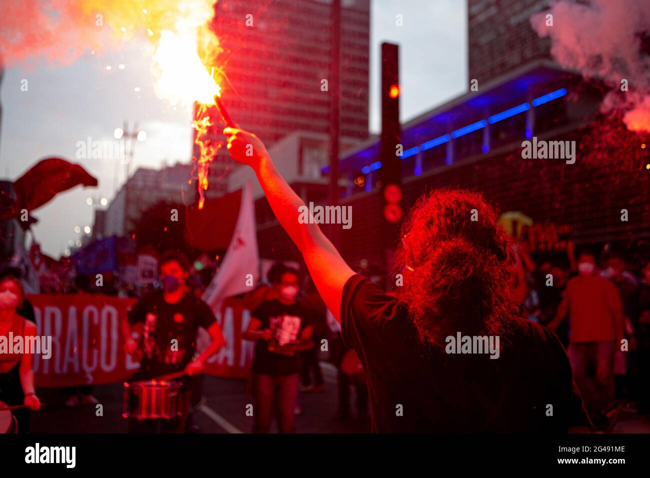 Opposition movements hi-res stock photography and images - Alamy