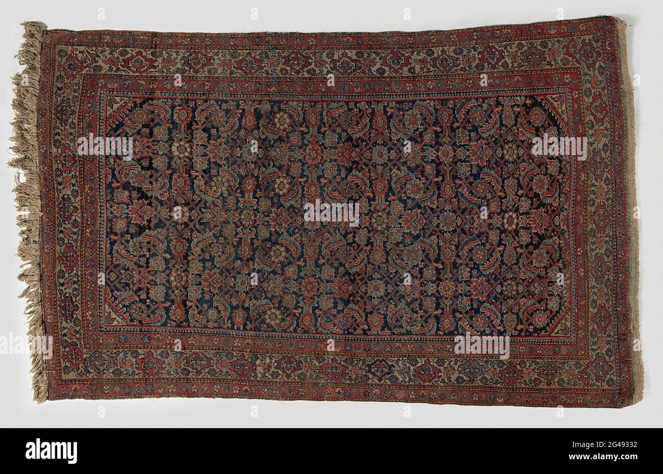 Herati rug hi-res stock photography and images - Alamy
