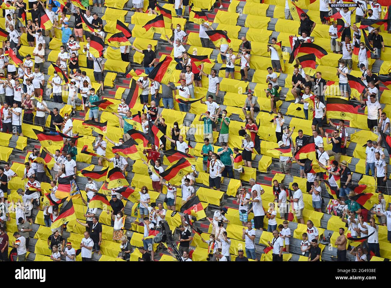 Stadium audience from stage hi-res stock photography and images - Alamy