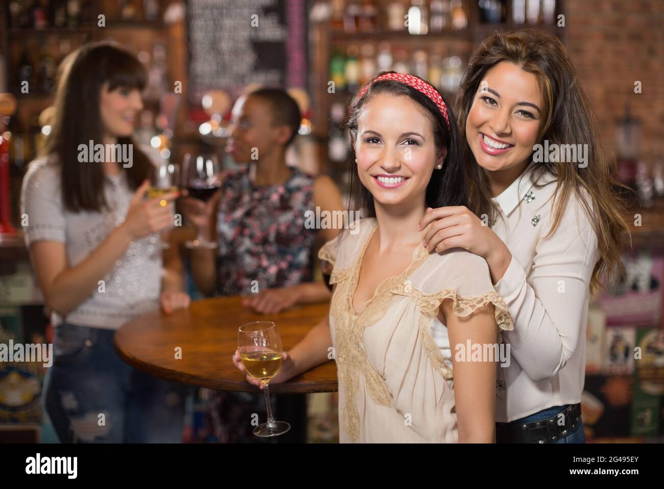 Friends four pub hi-res stock photography and images - Alamy