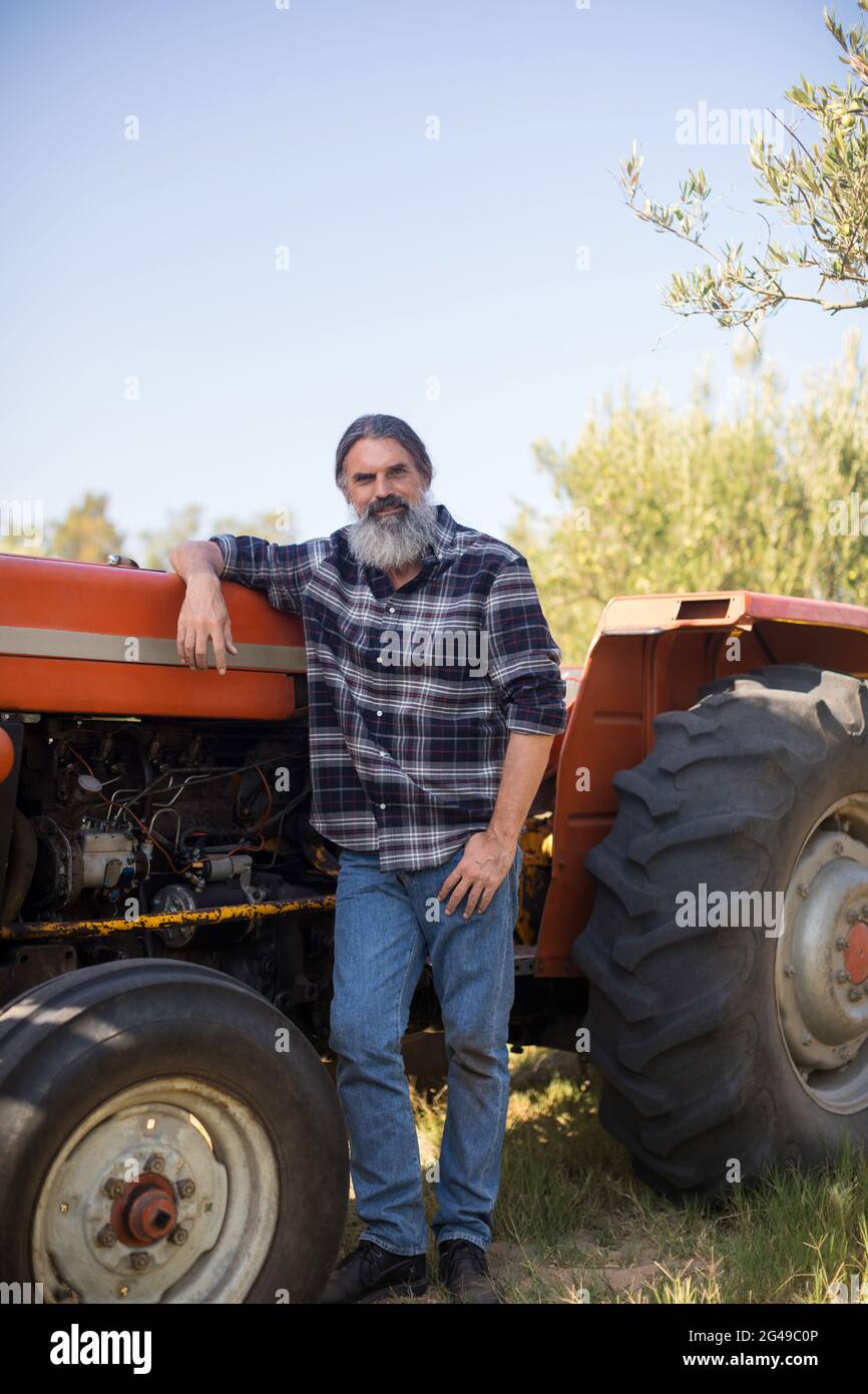 Leaning on tractor hi-res stock photography and images - Alamy