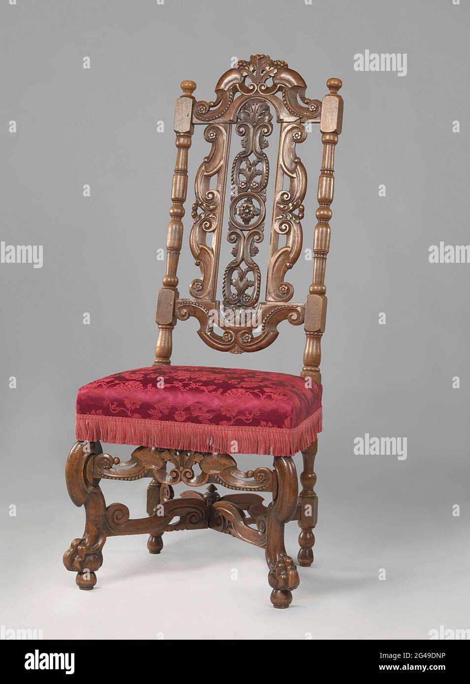 X form chair hi-res stock photography and images - Alamy