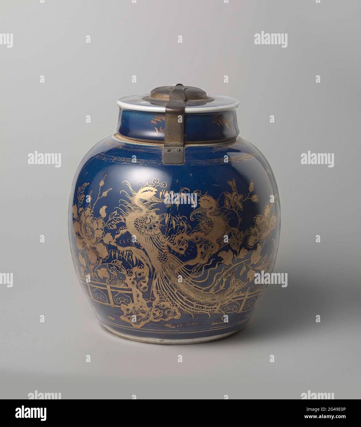 Pot Decoration With Ceramic Powder