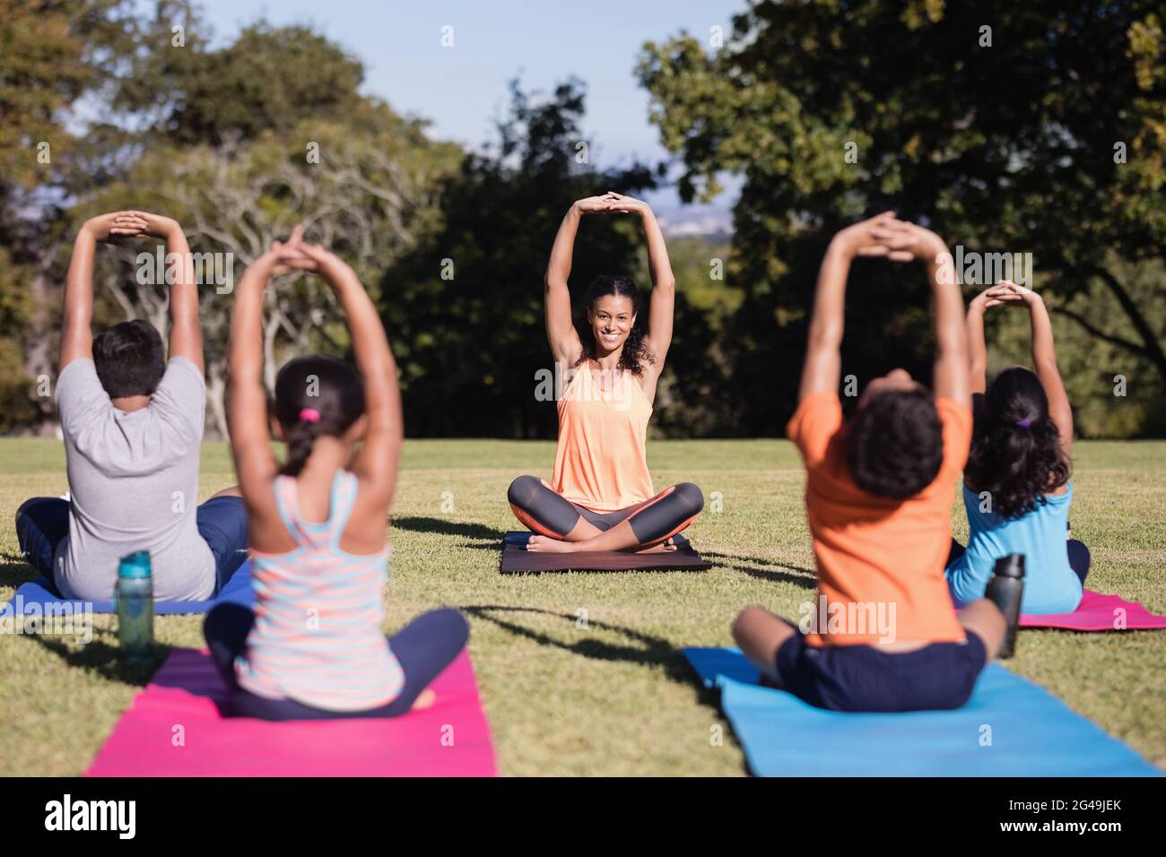 Children sitting exercise mat hi-res stock photography and images - Alamy