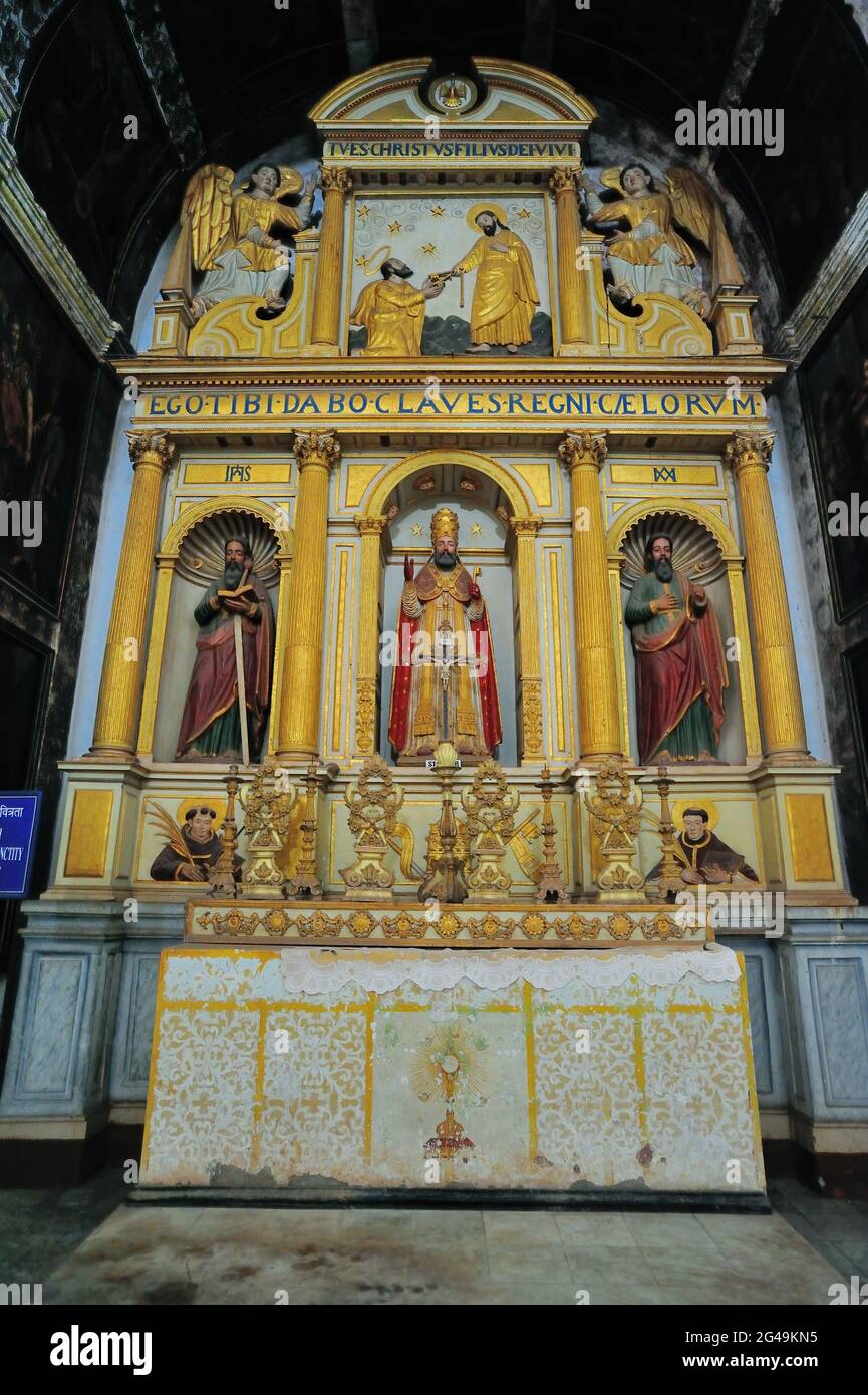 Se Cathedral Goa Interior High Resolution Stock Photography and Images ...