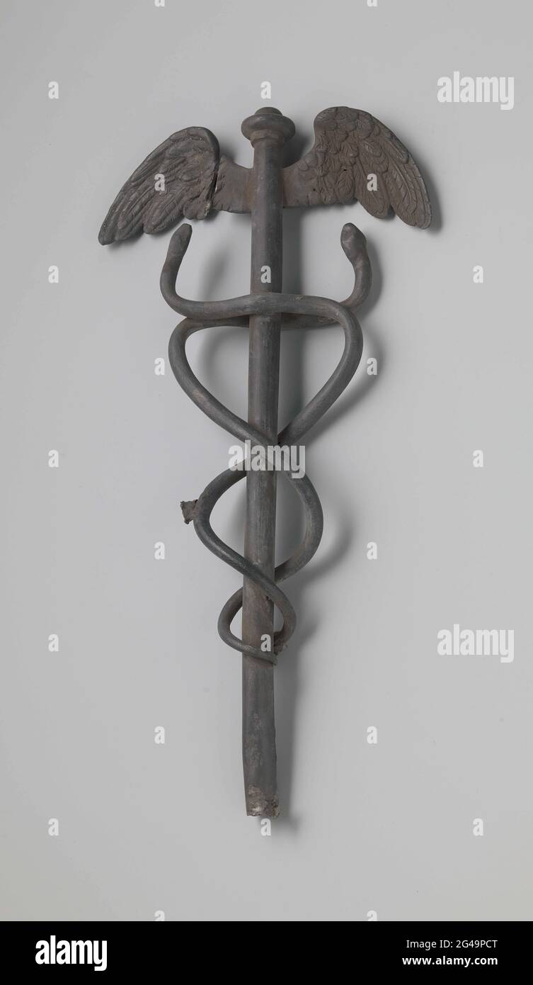 Broken scepter hi-res stock photography and images - Alamy