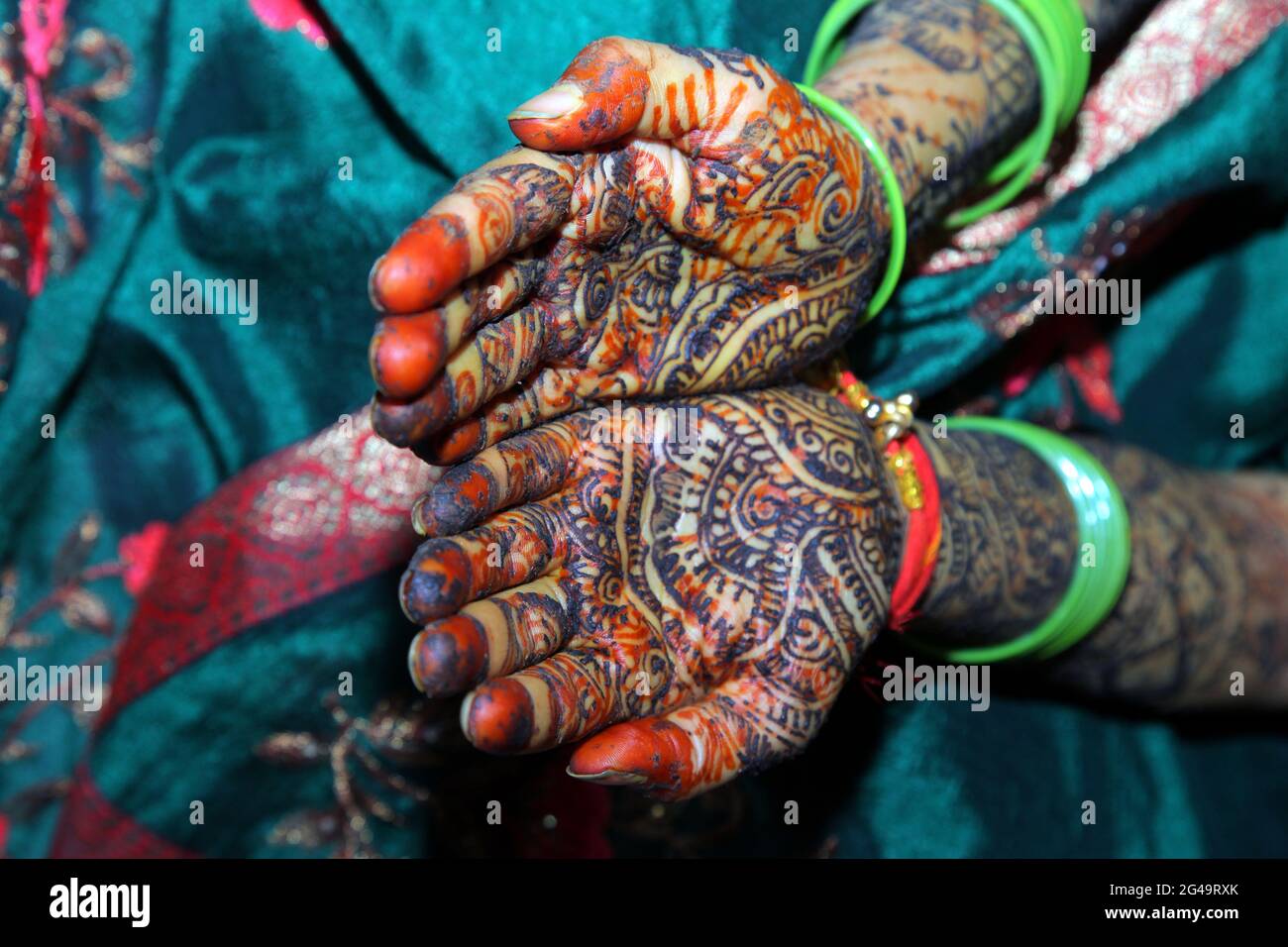 Indian traditional wedding Henna Stock Photo - Alamy