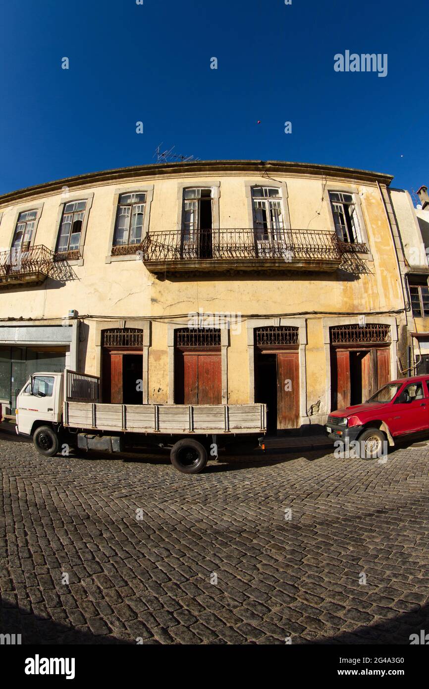 Pinhao village at a bend of the Douro river north of the city of Peso ...