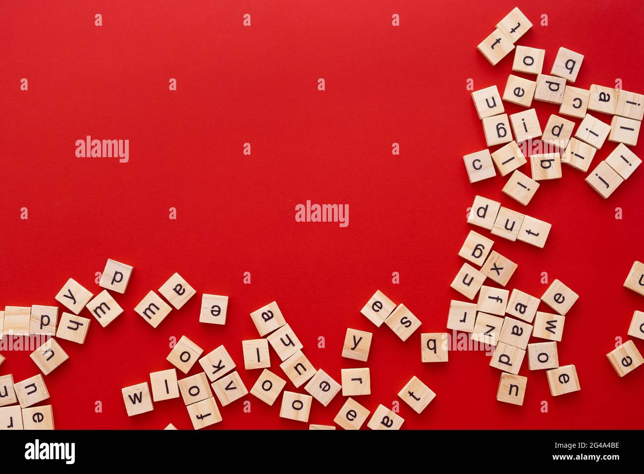 Background image The letters are scattered in disarray. English letters ...