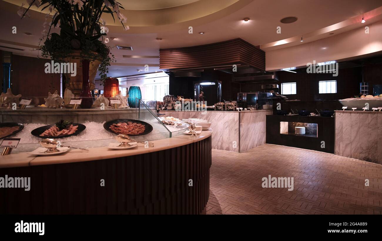 food plaza Athenee Bangkok Rain Tree Cafe interior design cold line ...
