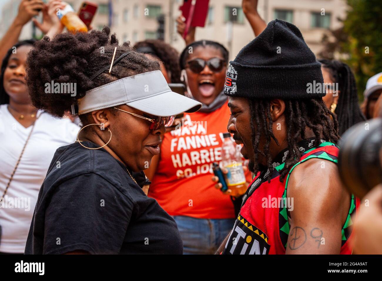 Washington, DC, USA, 19 June, 2021. Pictured: People dance to the ...
