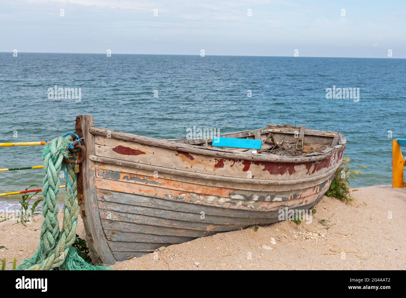 Picture of a floating fishing boat Stock Photo - Alamy