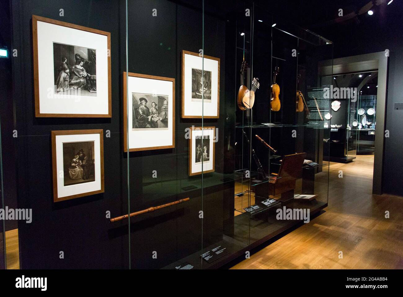 Arrangement of musical instruments in the "House music" exhibition ...