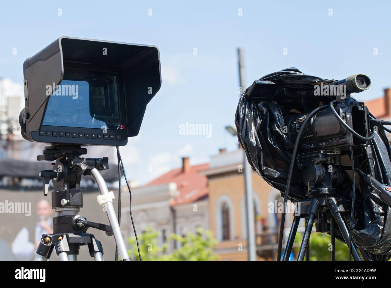 Modern professional broadcast camera setup Stock Photo - Alamy