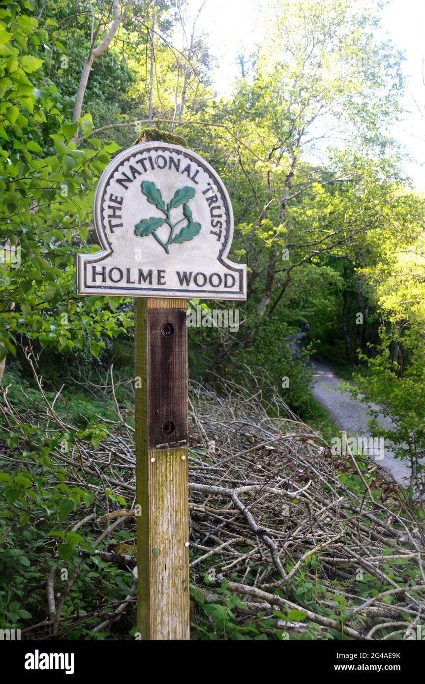 National Trust Signpost High Resolution Stock Photography and Images ...